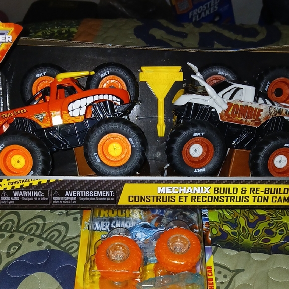 Monster Jam | Toys | Monster Jam Mechanix Set With Screwdriverel Toro ...